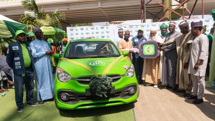 Glo Festival of Joy promo winners receive prizes in Kano - Trek ...
