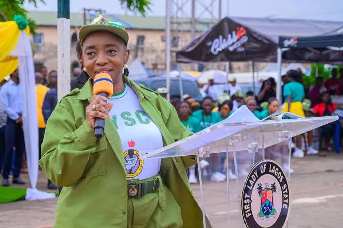 Lagos First Lady, Sanwo-Olu Visits NYSC, Urges Corps Members To Shun ...