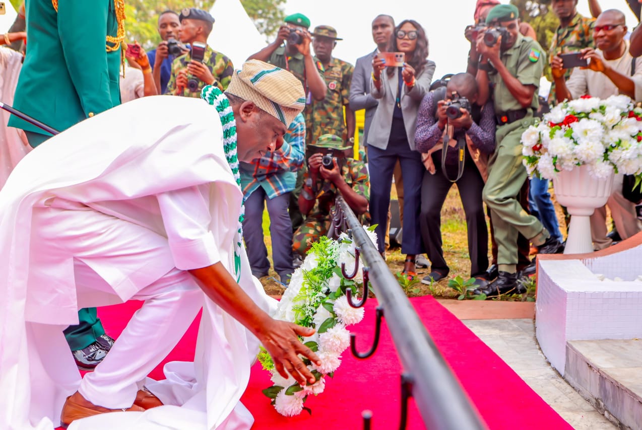 Armed Forces Remembrance Day: Sanwo-Olu seeks support for fallen heroes’ families - Trek ...
