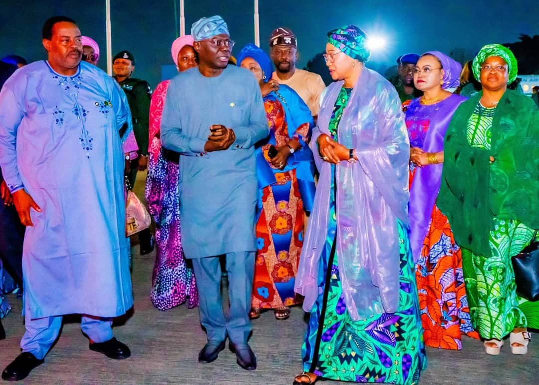 Gov. Sanwo-Olu Welcomes First Lady Oluremi Tinubu On Maiden Official ...